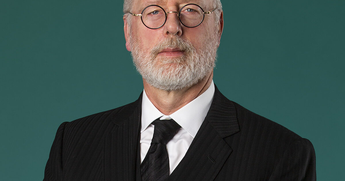 Maddocks | Ron Smooker